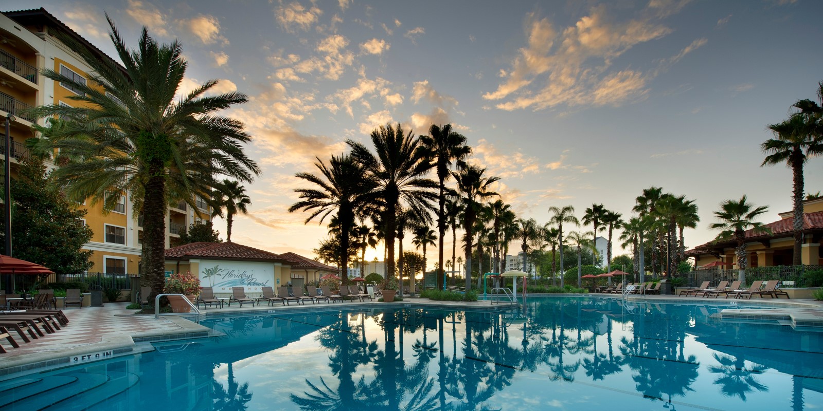 Floridays_resort_orlando_pool_for_families.jpg